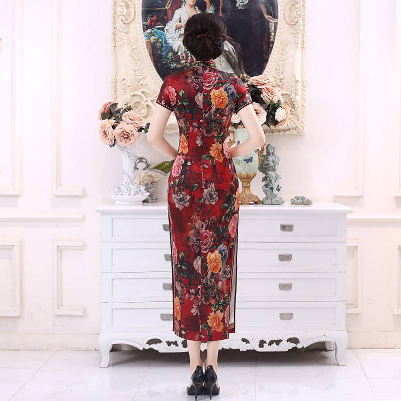Elegant Silk Maroon Maxi Cheongsam