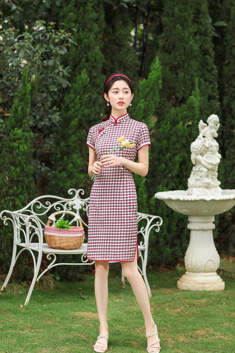 Hangzhou Red Plaid Cotton Short Qipao