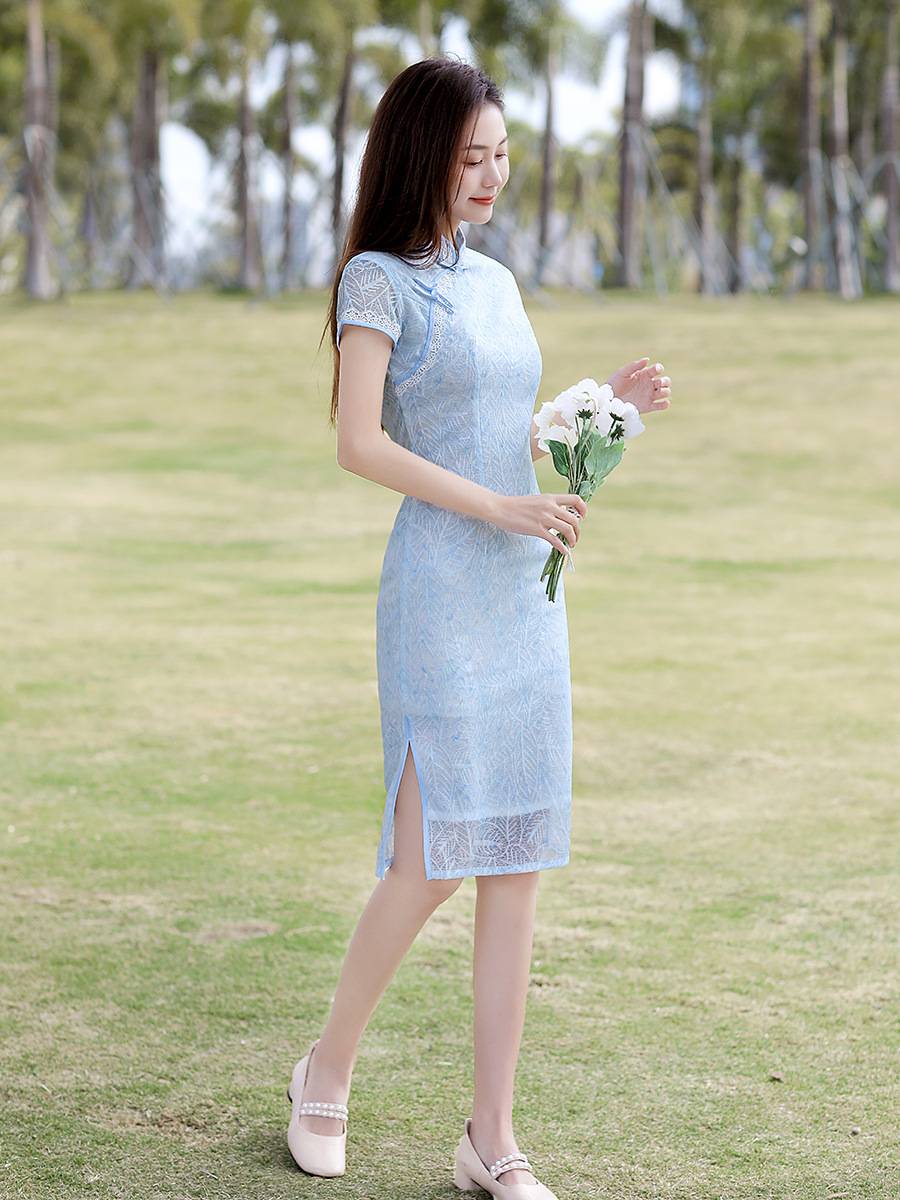 Fresh and Sweet Lace Light Blue Midi Cheongsam