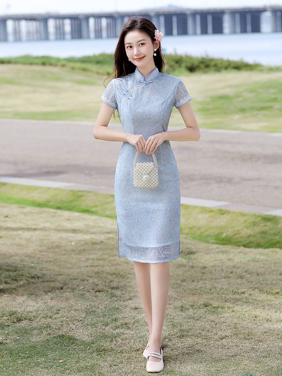 Fresh and Sweet Lace Light Blue Midi Cheongsam