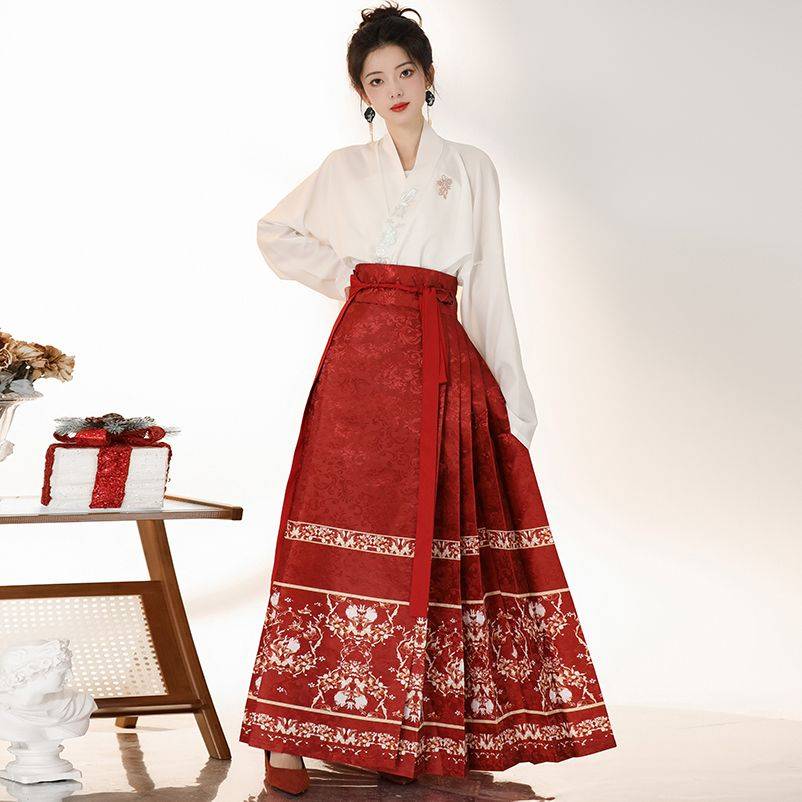 Spring Banquet Hanfu Black Maxi Skirt 2-PC Set