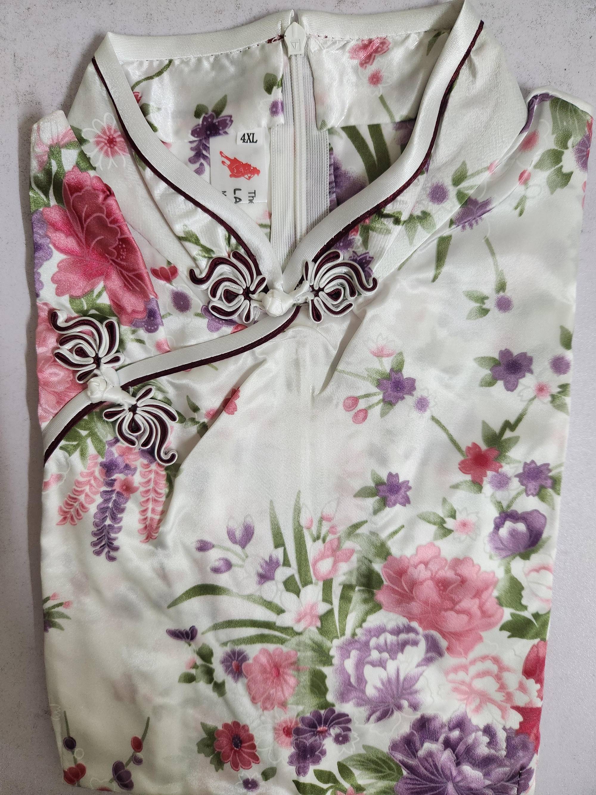 Elegant White Satin Mini Qipao