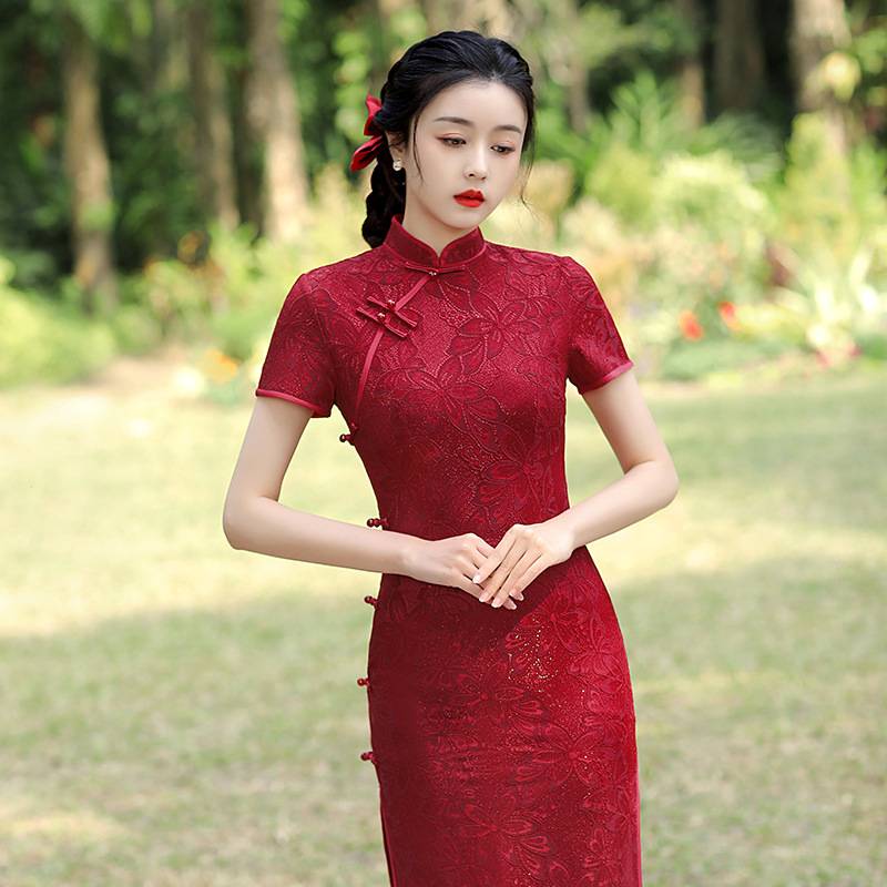 Suzhou Noble Lace Maroon Maxi Cheongsam