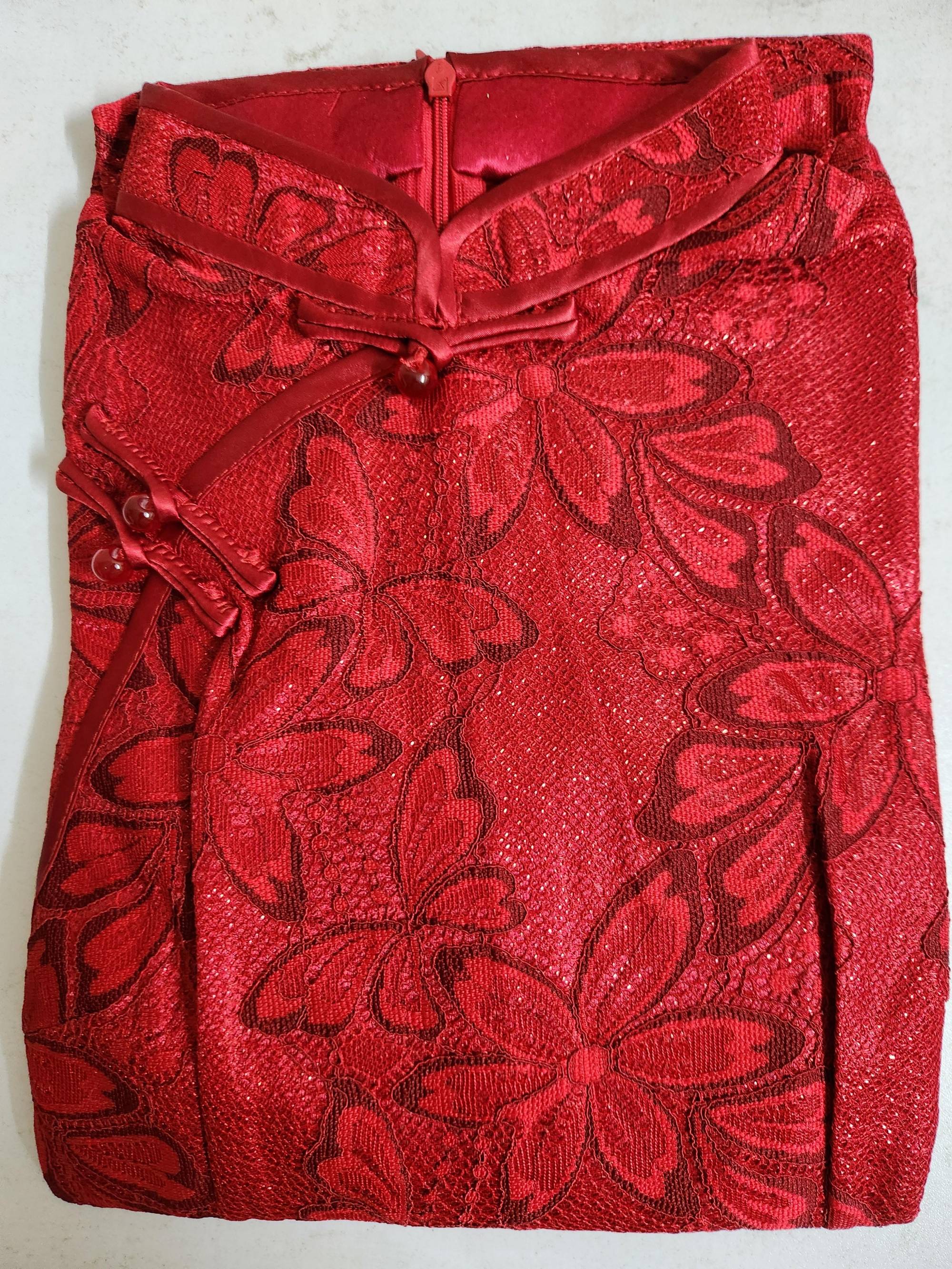 Suzhou Noble Lace Maroon Maxi Cheongsam